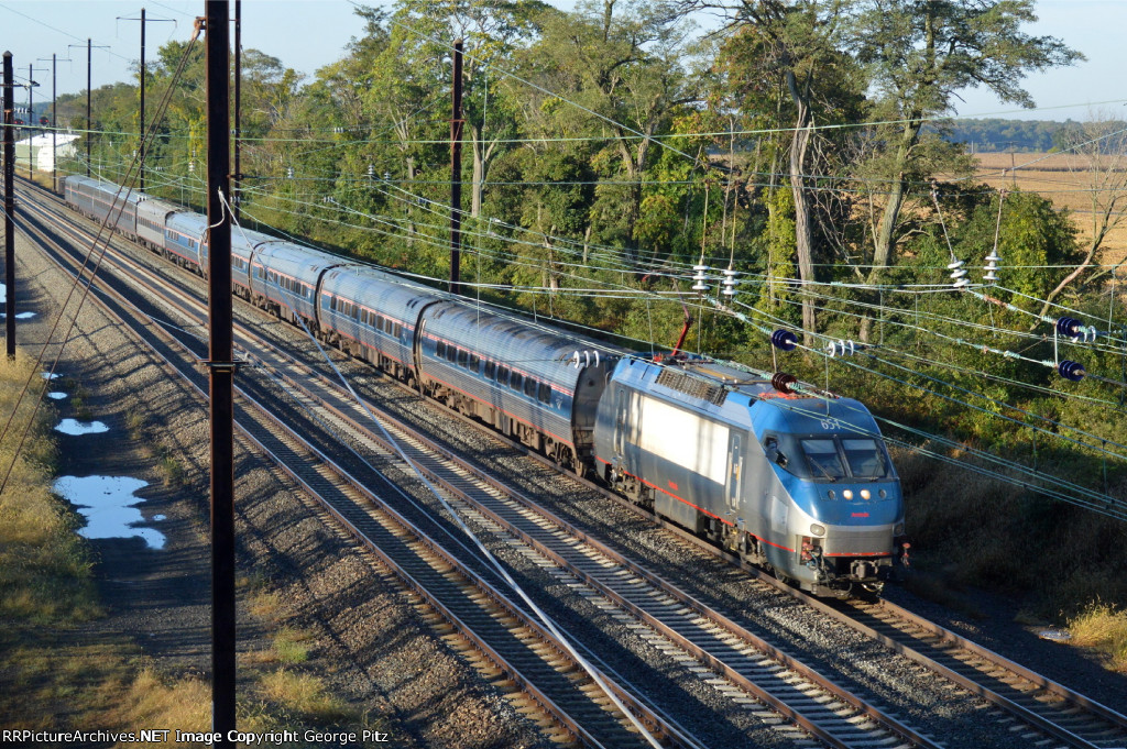 Amtrak train 98(7)